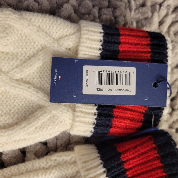 Tommy Hilfiger | Accessories | Nwt Tommy Hilfiigger Womens Knit ...